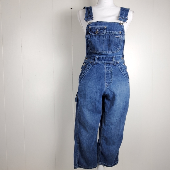 Silver Jeans | Jeans | Silver Capri Overalls | Poshmark